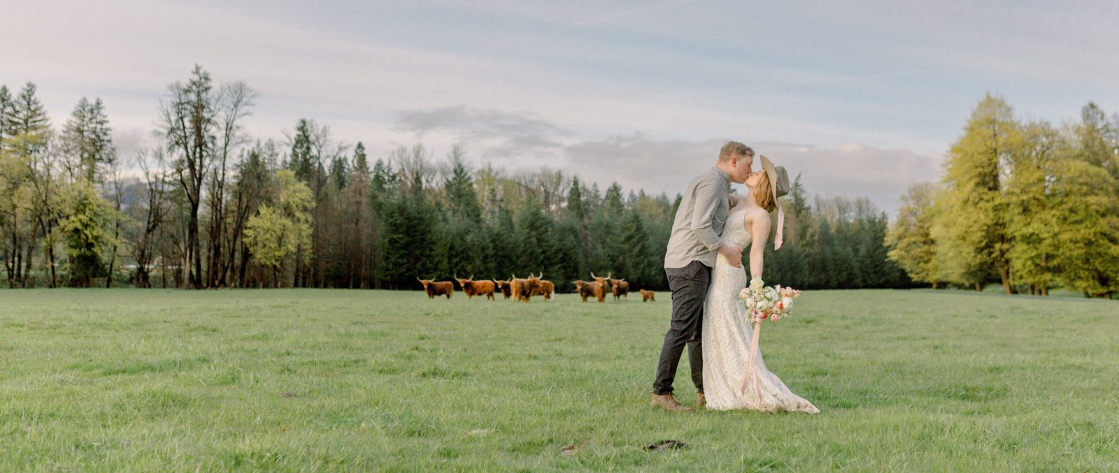 Spring Farm Wedding | Whitewater Ranch | Eugene, Oregon | amongtheoaks.co